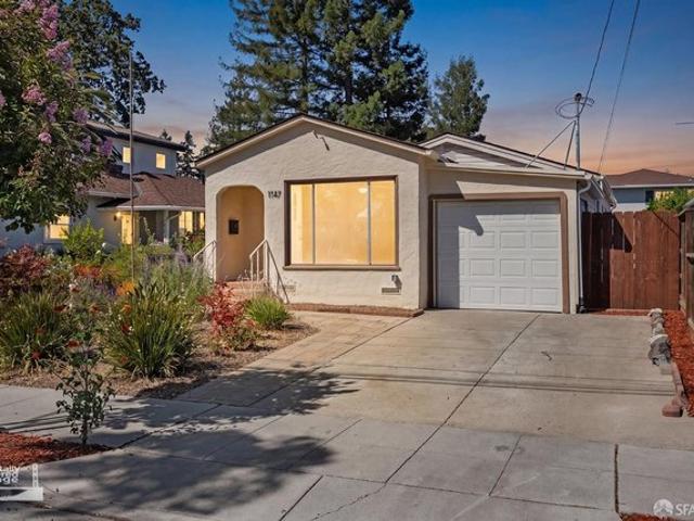 1147 King St, Redwood City, CA 94061