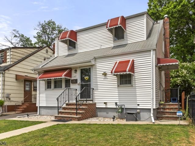 1147 Passaic Ave