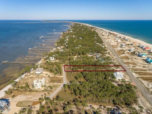 1147 Russell Way, Saint George Island, FL 32328