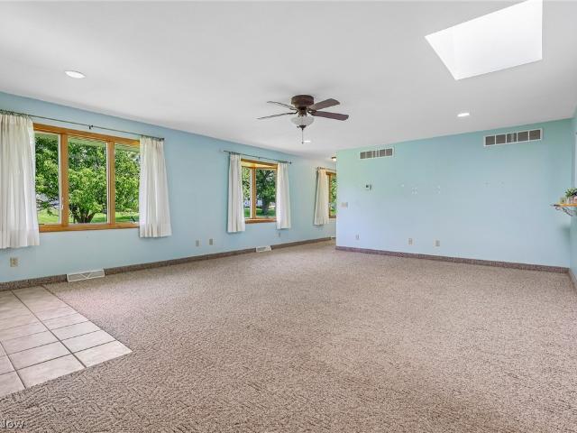 1147 Ridgeview Drive