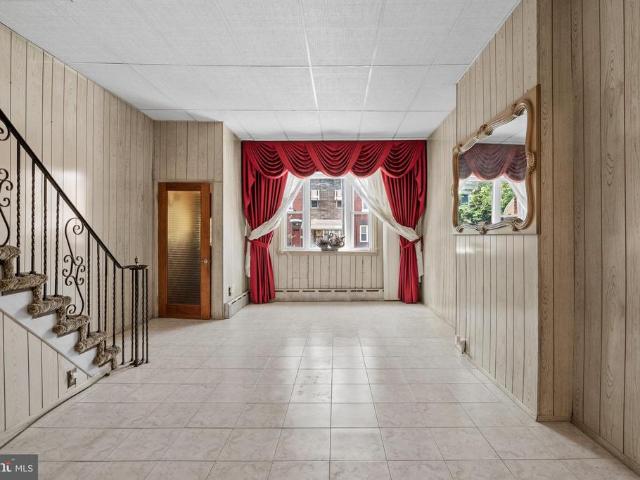 1147 Snyder Avenue
