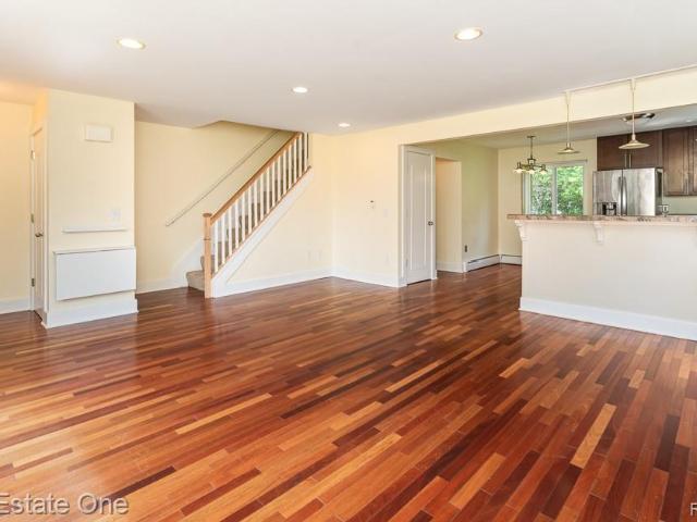 1147 Tienken Court