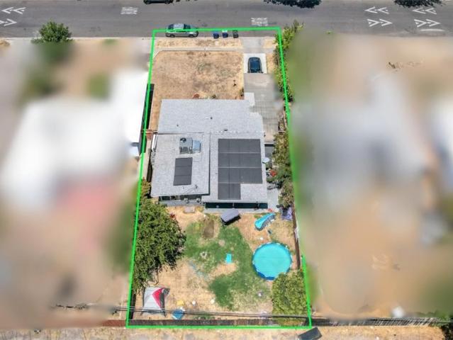 1147 W Lansing Way