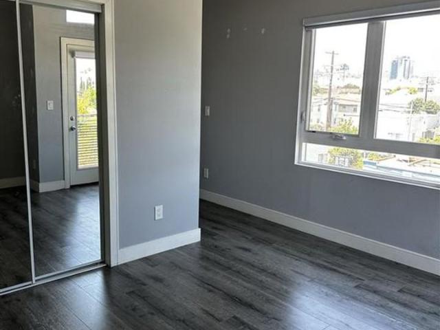 1147 1149 1/2 Tamarind Ave RR 3 Bedroom Apartment for Rent at 1147 1/2 Tamarind Ave, Los Angeles, CA 90038 Hollywood Studio District