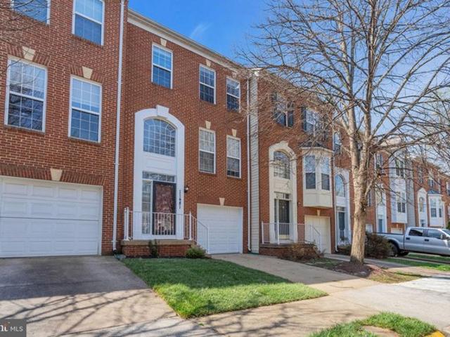 11481 Carriage Gate Ct, Fairfax, VA 22030