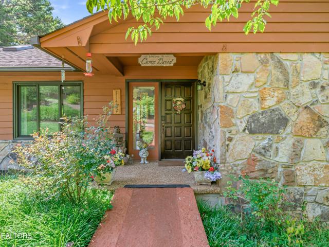 11482 Couch Mill Rd