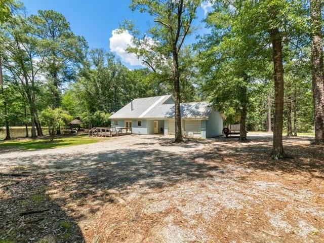 11484 Highway 11, Poplarville, MS 39470