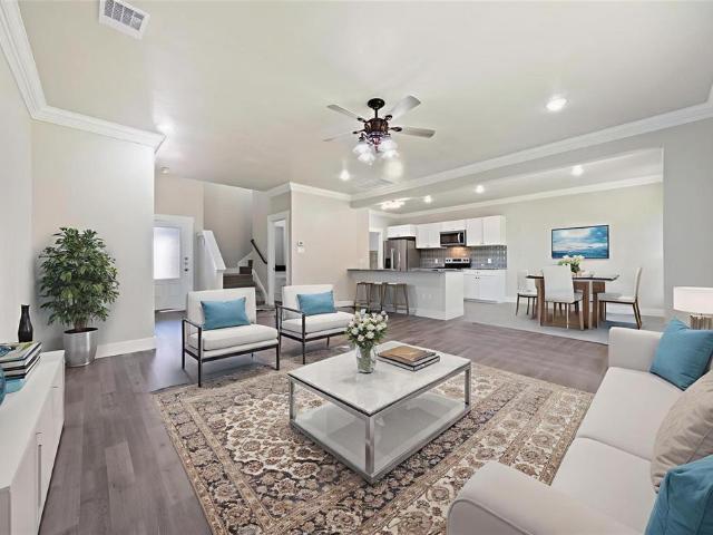 1148 Maplewood Lane