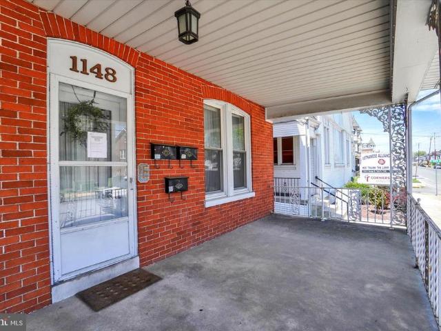 1148 N George Street
