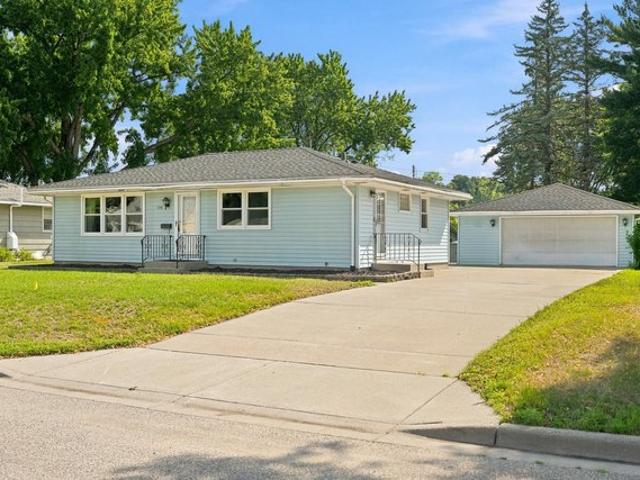 1148 Aurora Ave, Saint Paul Park, MN 55071