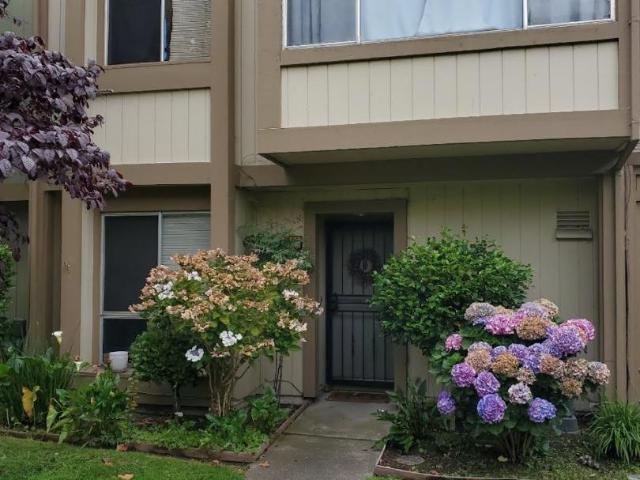 1148 Bismarck Lane