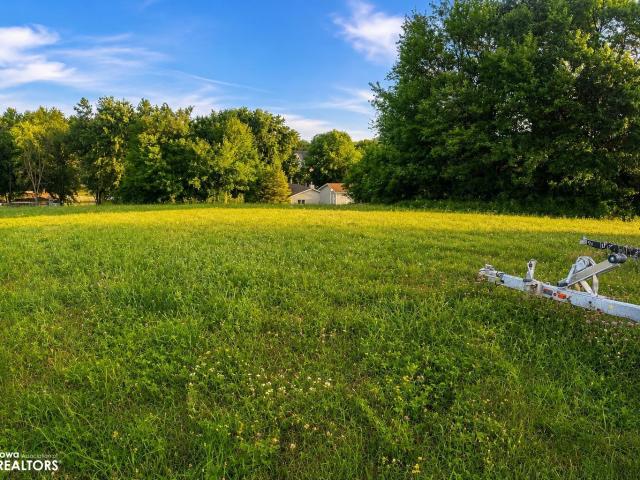 1148 Crestview Drive