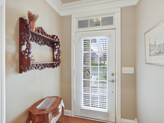 1148 Fairvue Village Ln