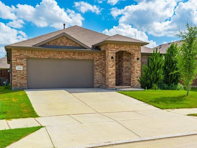 1148 Gillespie Dr, Fort Worth, TX 76247