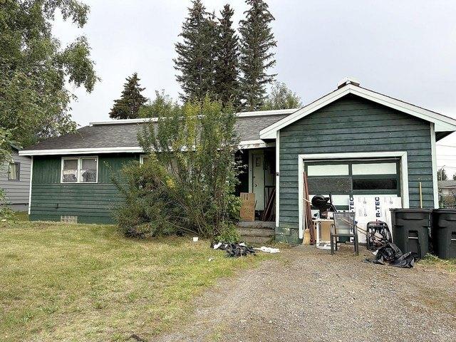 1148 Ivy Dr, Fairbanks, AK 99709