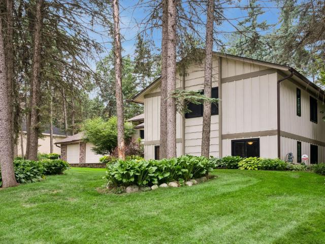 1148 Kenilworth Drive