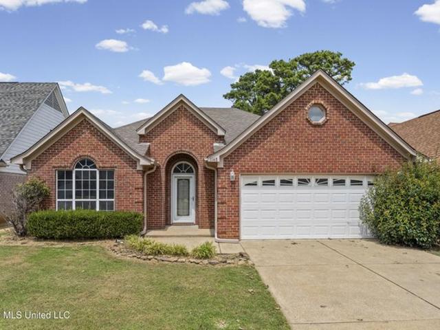 1148 Pocketwatch Dr, Hernando, MS 38632