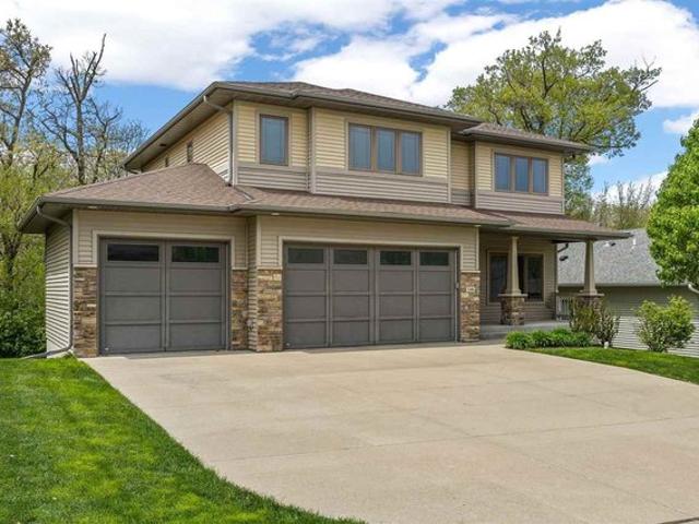 1148 Ryan Cir, Coralville, IA 52241