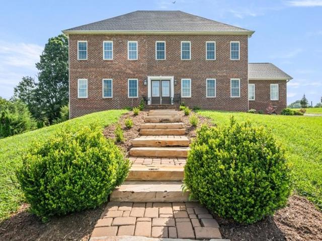 1148 Terrace View Rd, Goode, VA 24556