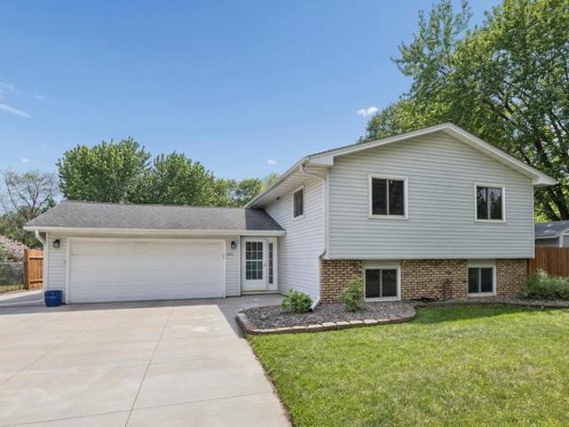 1148 th Pl N, Maple Grove, MN 55369
