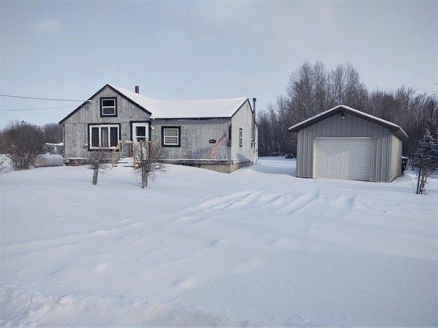11492 Maple Lane Rd, Posen, MI 49776