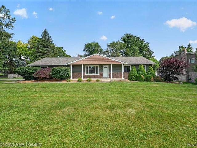 11498 Fox N Hounds Drive