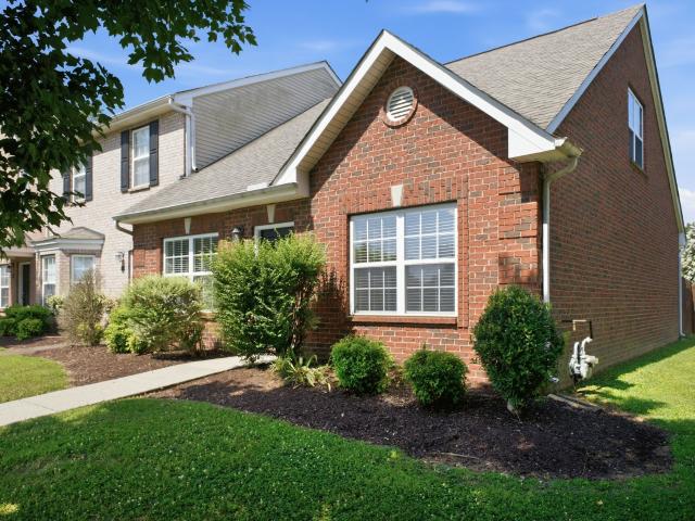 1149 Magnolia Dr