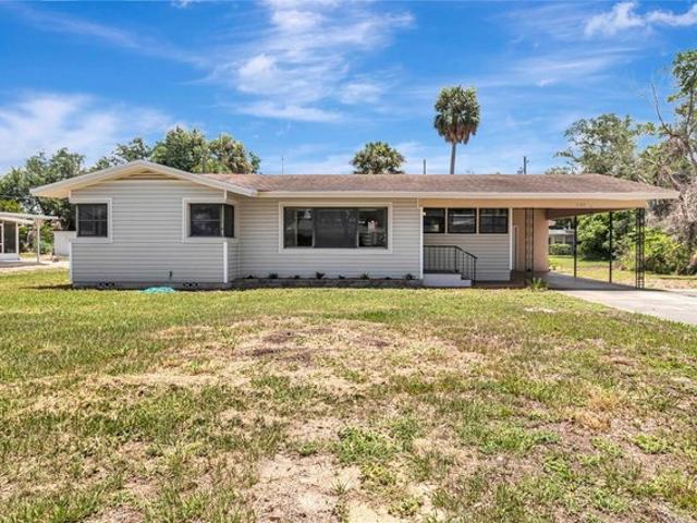 1149 Bloxam Ave, Clermont, FL 34711