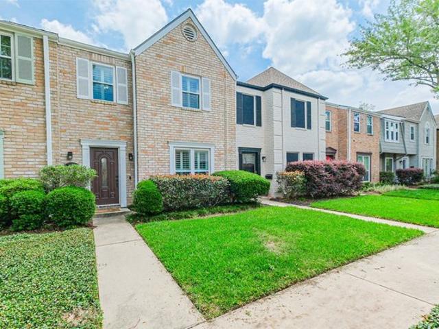 1149 Country Place Dr, Houston, TX 77079