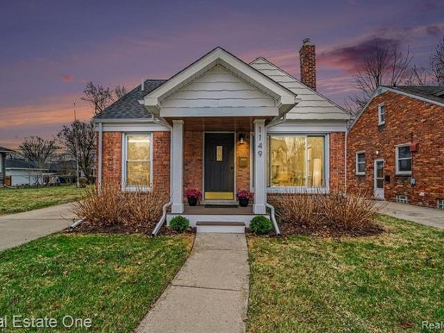 1149 Larkmoor Blvd, Berkley, MI 48072