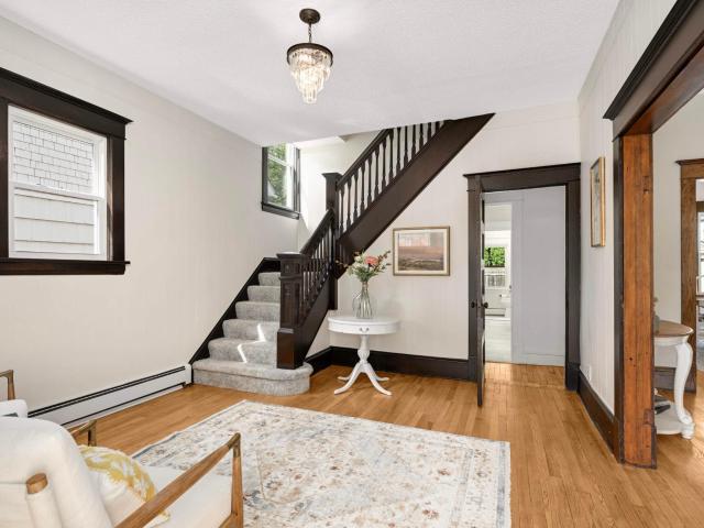 1149 Selby Avenue