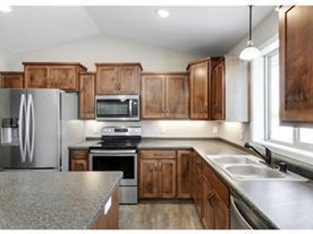 1149 th Street SE