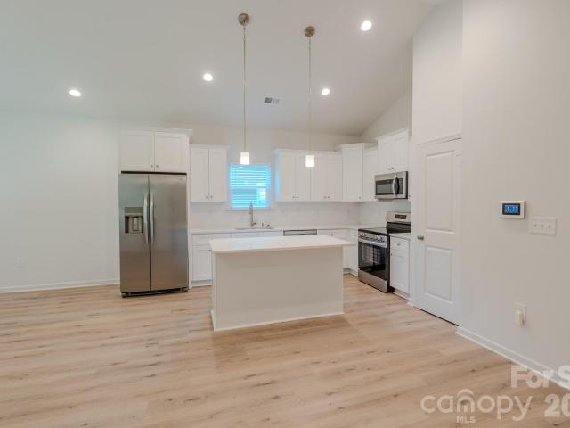 1149 Thayer Glen Court # 7