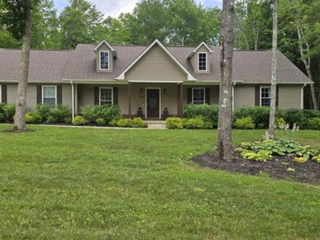 1149 Toomey Falls Rd, Oneida, TN 37841
