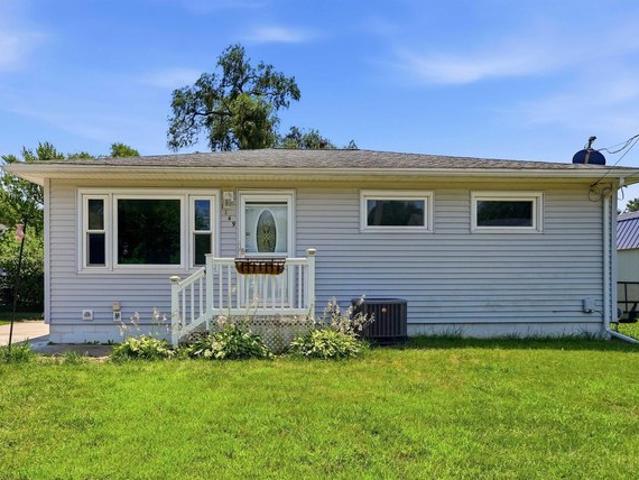 1149 Virginia St, Waterloo, IA 50703