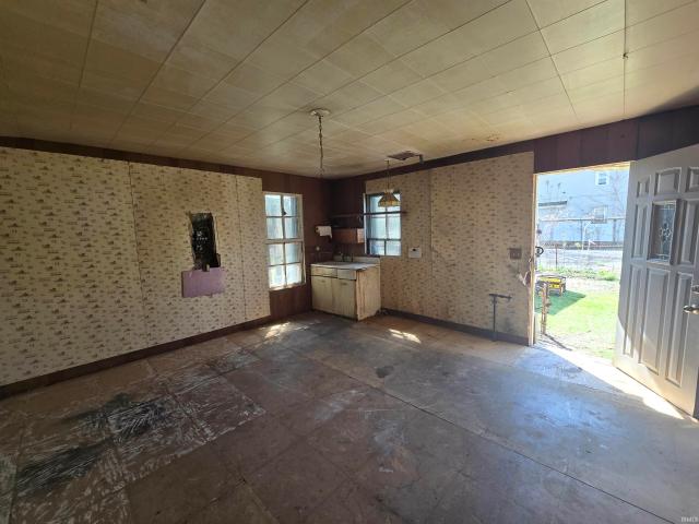1149 W Main Street
