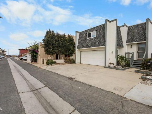 1149 Winthrop Lane