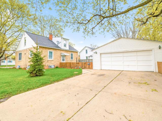 1149 9TH Street