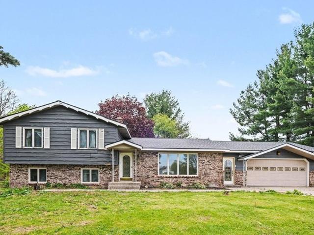 11400 Tefft Ave NE, Rockford, MI 49341