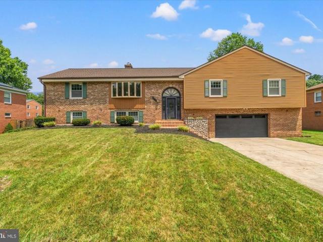 11400 Dundee Dr, Bowie, MD 20721