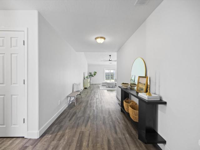 11401 Eresma Drive