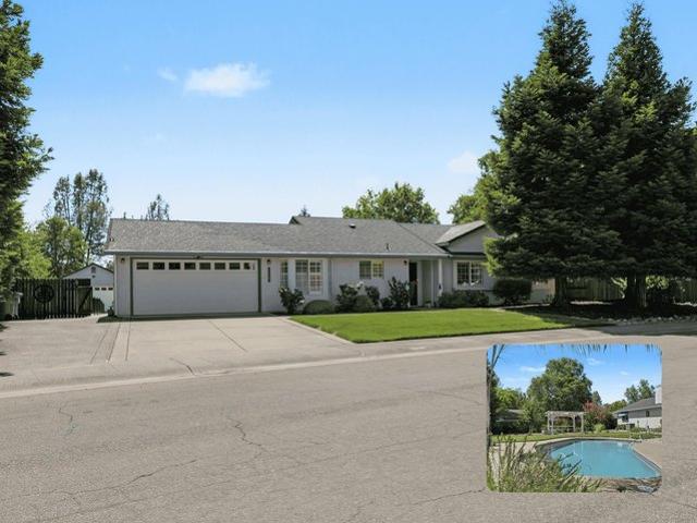 11402 Wales Dr, Redding, CA 96003