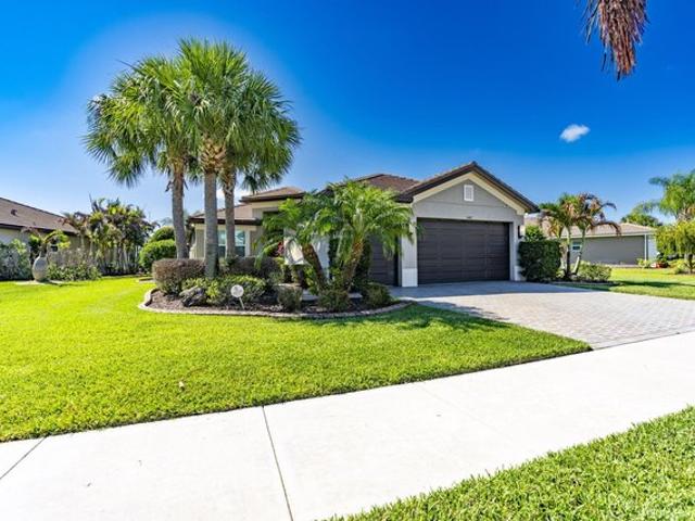 11402 SW Half Moon Lake Ln, Port Saint Lucie, FL 34987