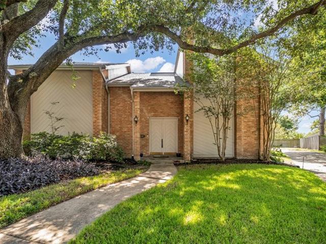11407 Long Pine Dr, Houston, TX 77077