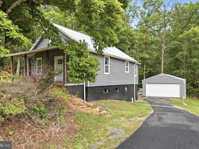 11407 National Pike