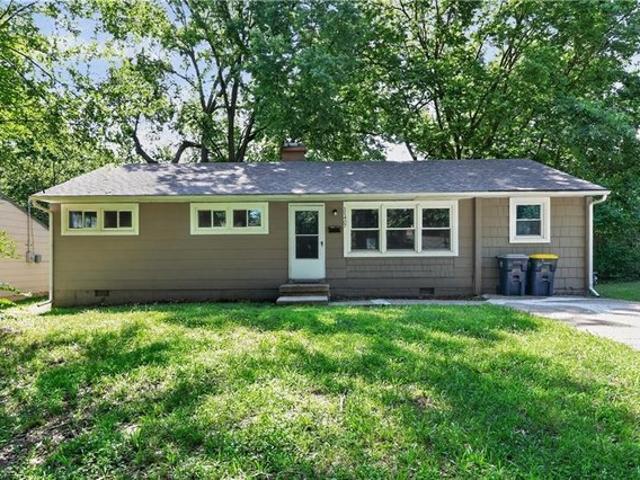 11407 Richmond Ave, Kansas City, MO 64134
