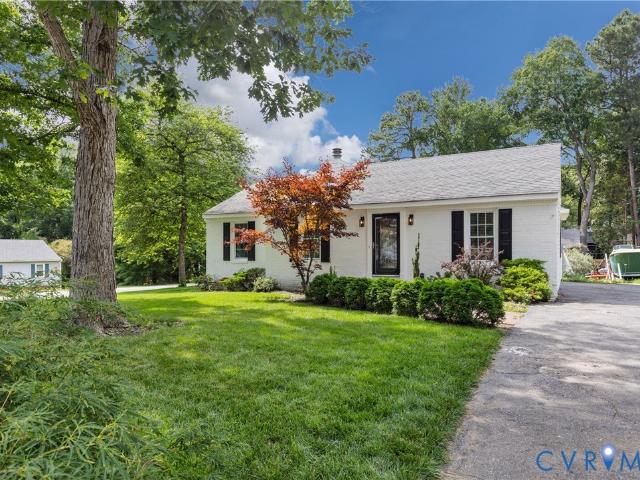 11404 Walnut Hollow Court