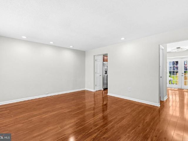 11404 Applegrath Way