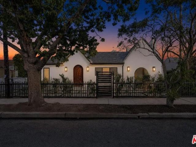 11404 Biona Dr, Los Angeles, CA 90066