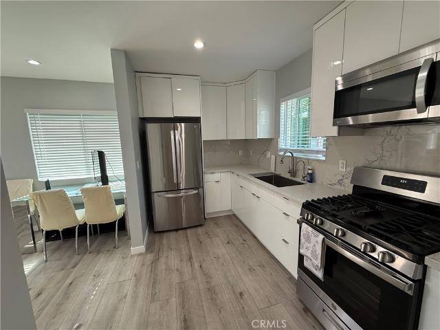 11406 Collett